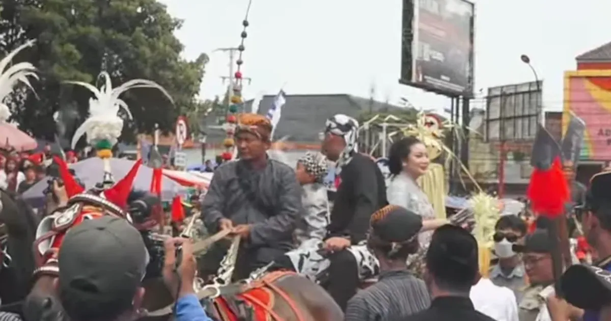 Puncak Hari Jadi Brebes, Festival Telur Asin Hingga Kirab...